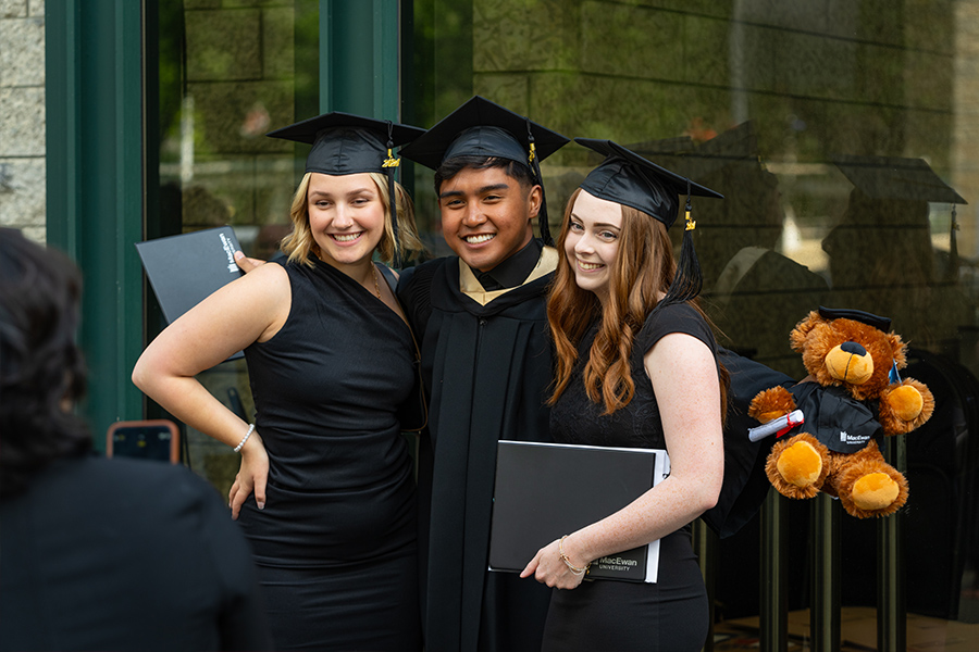Graduation & Convocation - MacEwan University